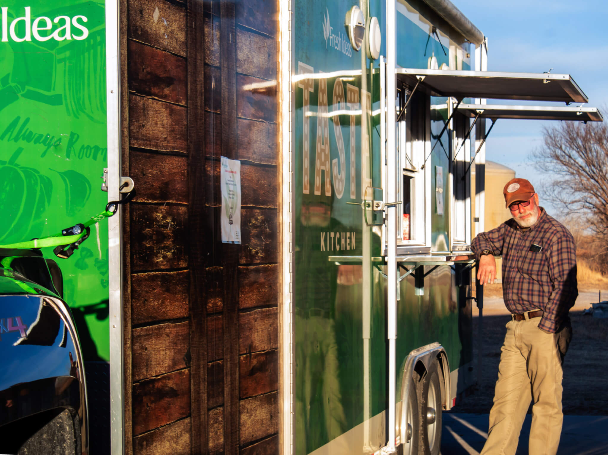 Teamwork Makes the Dream Work – Fresh Ideas Food Service Management